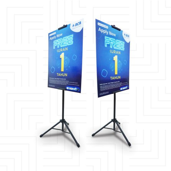 Tripod Banner A1